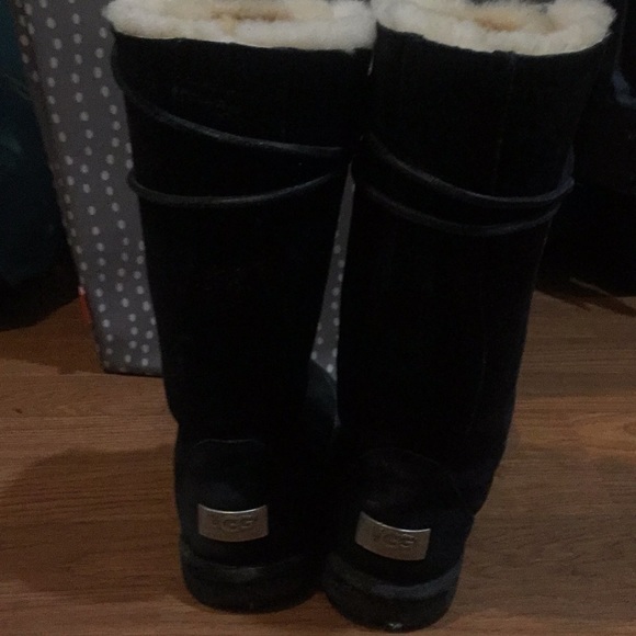 UGG | Shoes | Ugh Size 7 Black Lace Up Boots | Poshmark